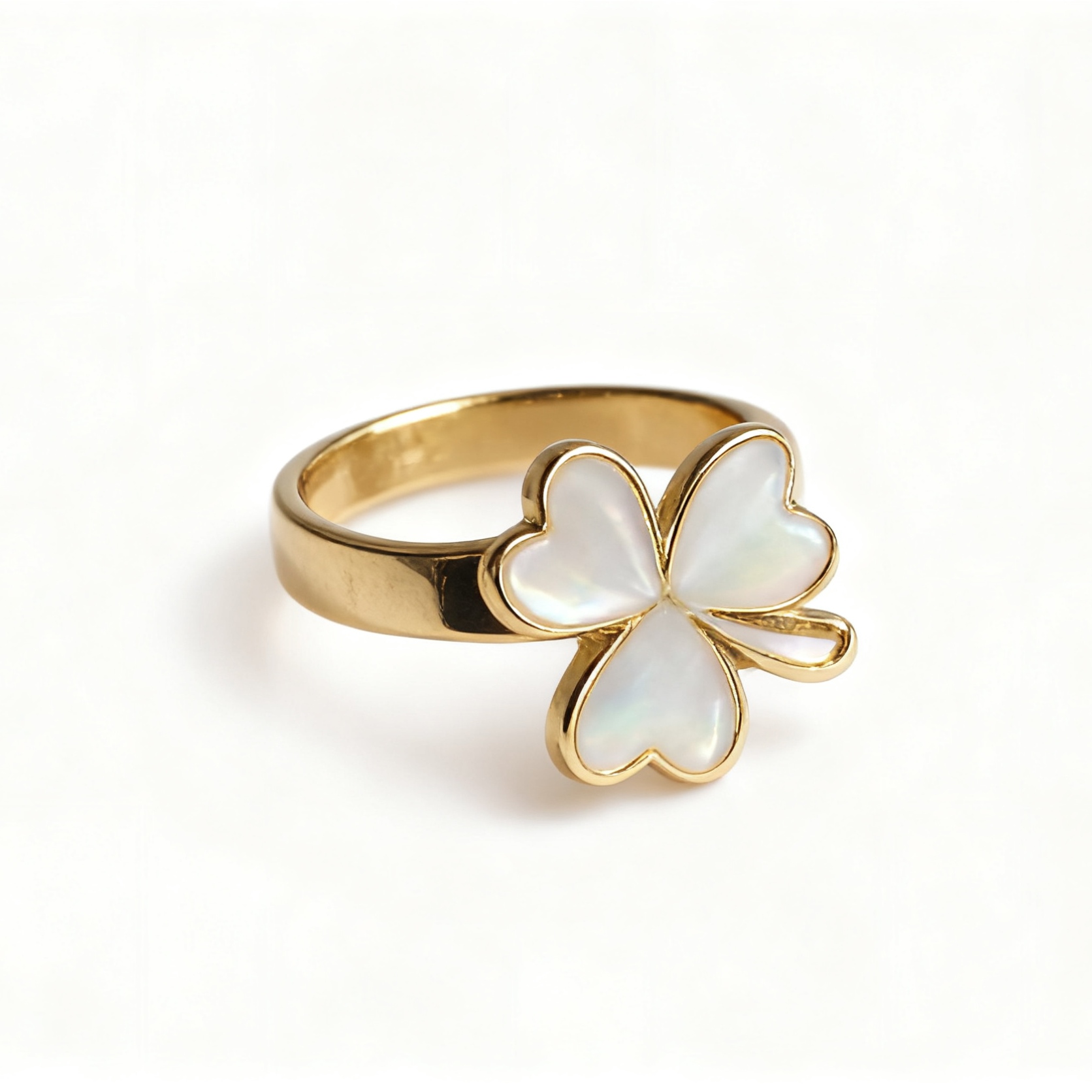 Ceramic Lucky Clover Golden Ring - ANIMUS